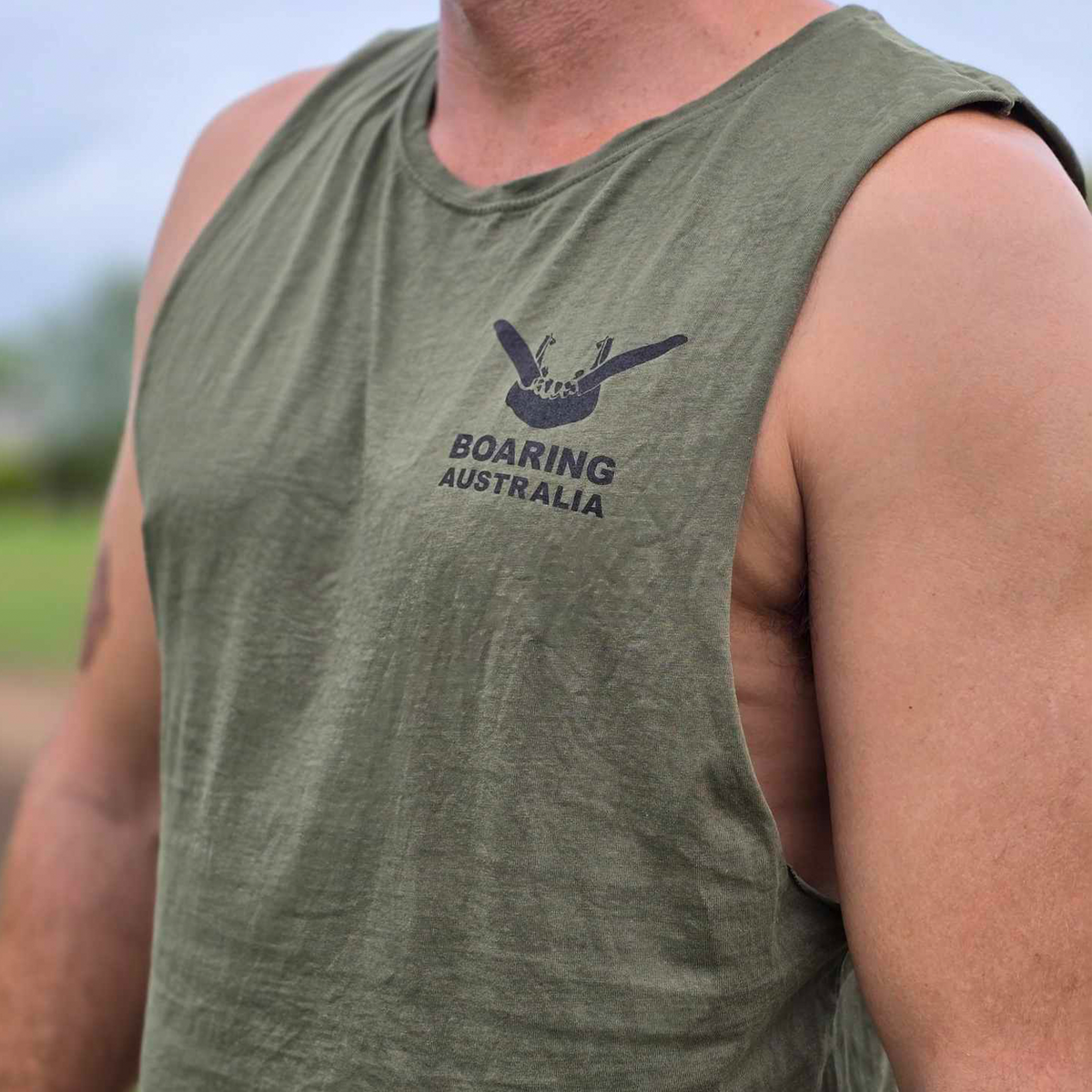 Tropical Boar singlet Army – Boaring Australia